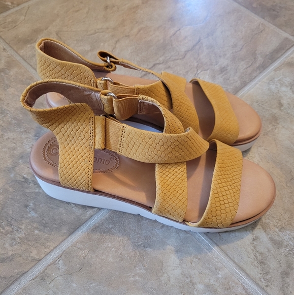 Corso Como | Shoes | Nwot Cc Corso Como Wedge Sandals Size 5m | Poshmark